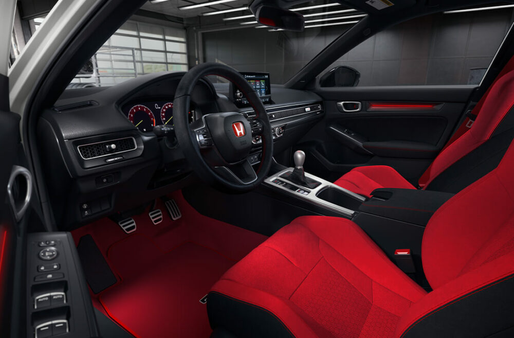 Honda Civic Type R chega ao Brasil com 297 cv